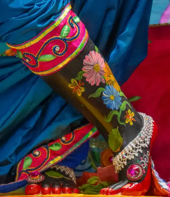 Pranam Mantras - Famous ISKCON Prayers | Essential Mantras